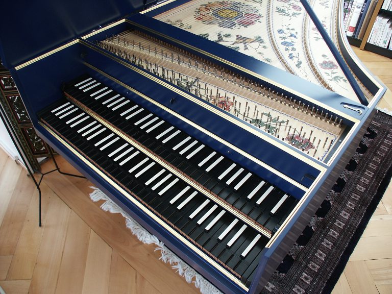 Clavecin français à deux claviers d'après Hemsch - Atelier Frédéric ...